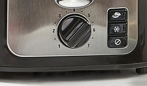 2-Slice Toaster TR7827-1BD | BLACK + DECKER